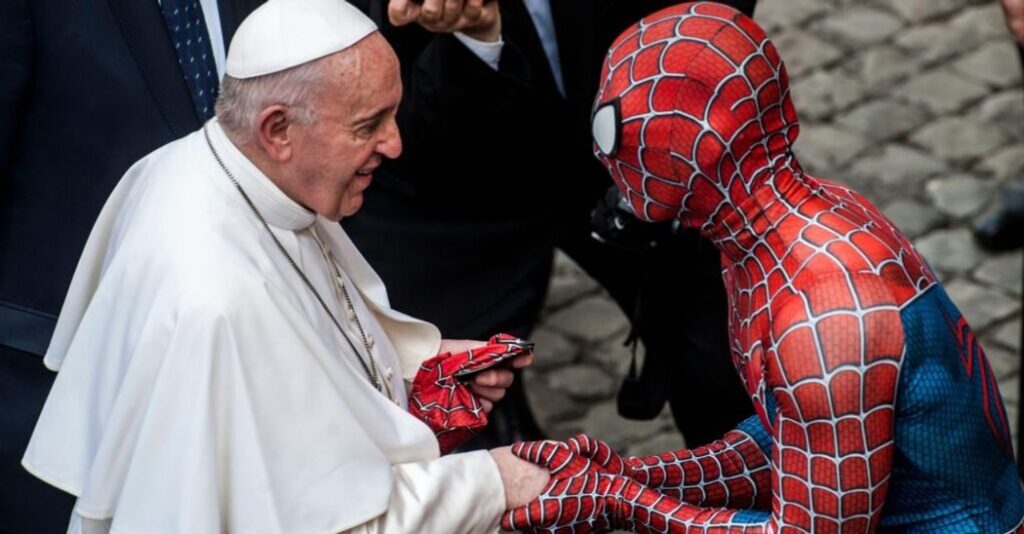Spiderman meets the Pope and is recognised for his good works!